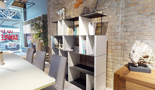 Sample Sale Manhattan Bookcase